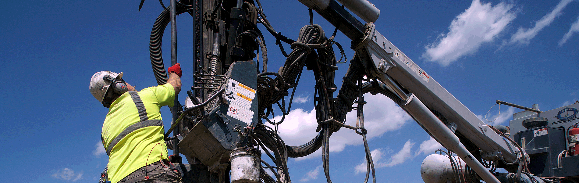 Baystate Blasting in MA, CT, RI and NY. Rock Crushing.